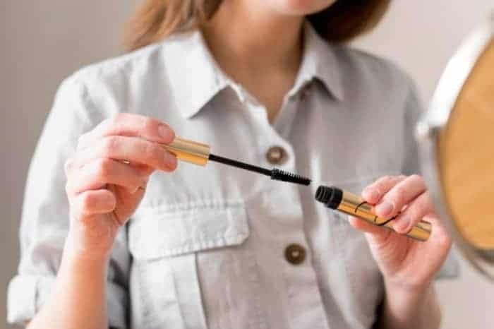 Guide to Buying and Applying Mascara Like Professional Makeup Artists ...