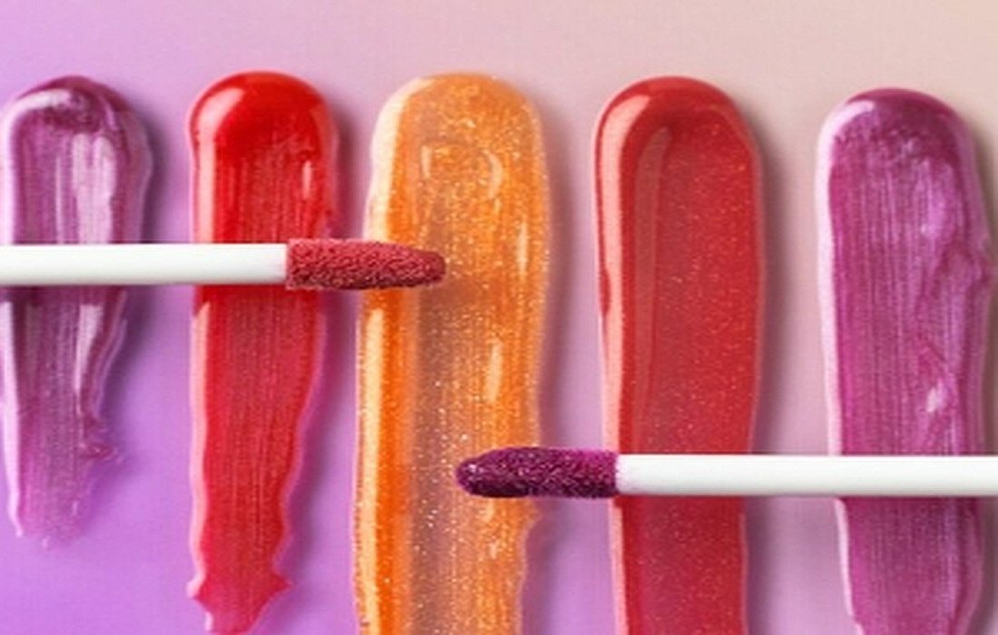 What You Need to Know About Lip Gloss and Its Ingredients - SelmaDerma